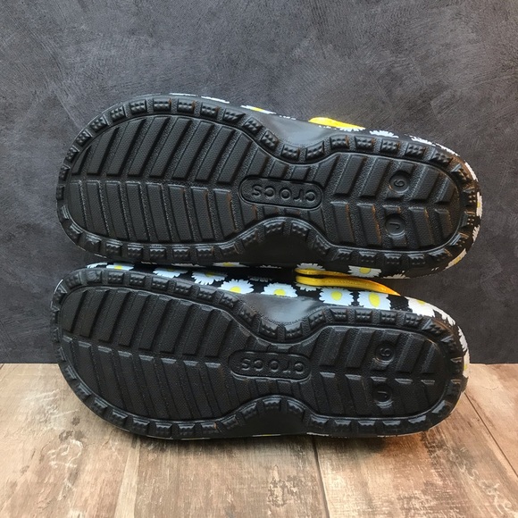 CROCS | Shoes | Crocs Classic Lined Vacay Vibes Clog | Poshmark